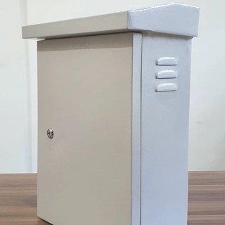 Jual Box Panel Topi 30 x 40 x 15 Clipton (kunci tekan) | Shopee Indonesia