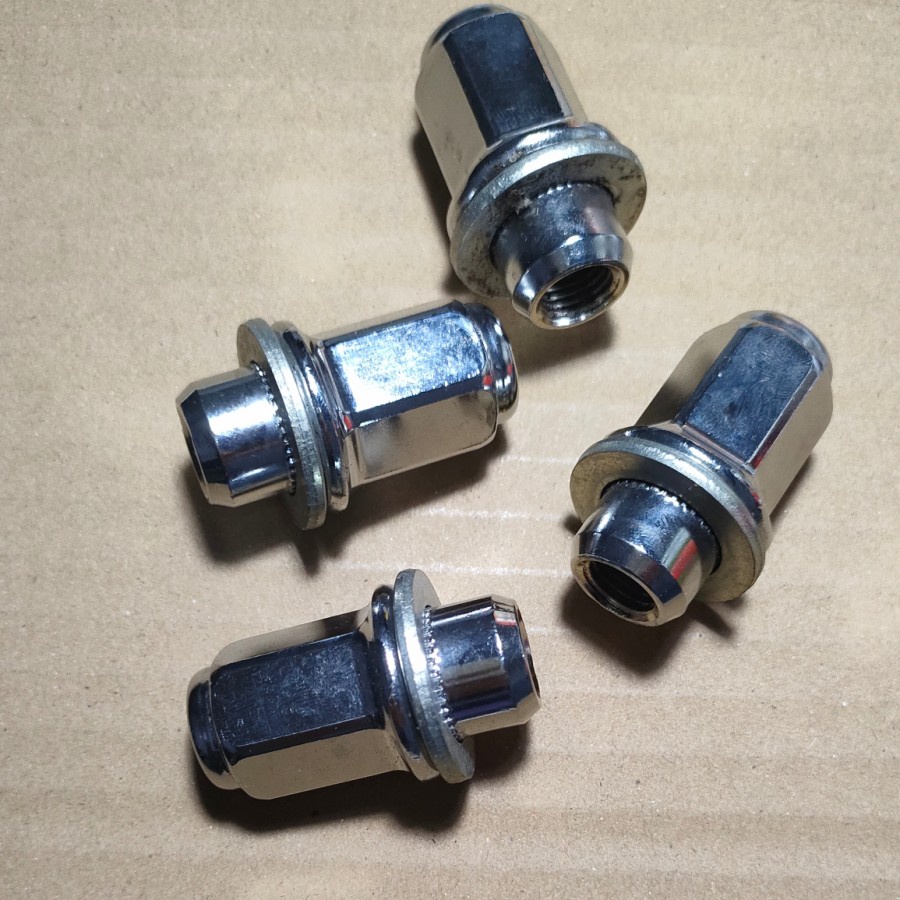 Jual mur roda racing toyota innova/hilux/fortuner/ baut roda innova ...