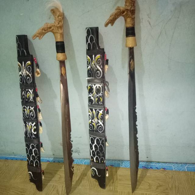 Jual Mandau Senjata Khas Kalimantan Asli | Shopee Indonesia