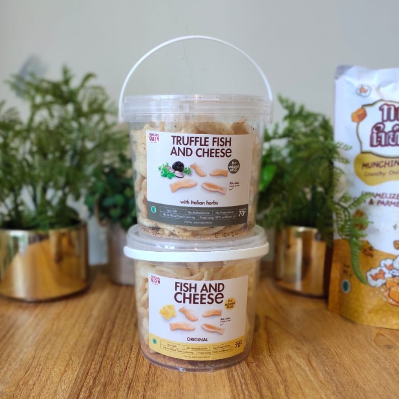 Jual Munching Queen Fish & Cheese Crackers 70 gr (2 Varian) | Shopee ...