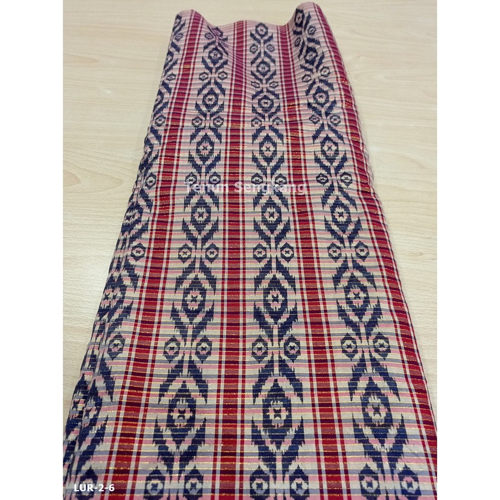 Jual Kain Tenun Lurik Emas Bercorak Bugis Makassar Krem - Tenun ...