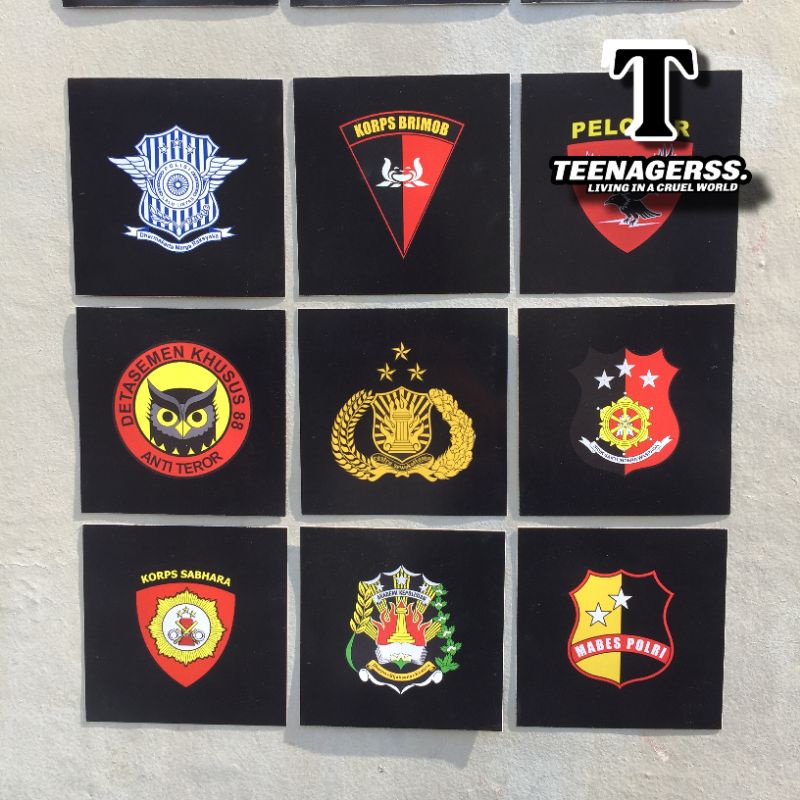 Jual [9 PCS] Poster Aesthetic Logo Polisi | Shopee Indonesia