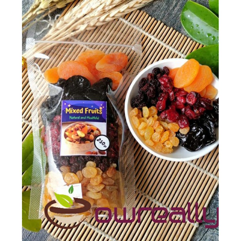 Jual Mix fruits mix fruit /buah kering 250gr(plum,apricot,cranberry ...