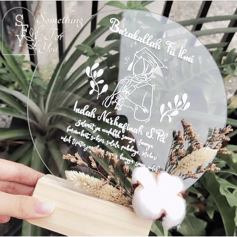 Jual Akrilik Lettering Custom | Kado Wisuda, Nikah, Ultah dll | Shopee ...