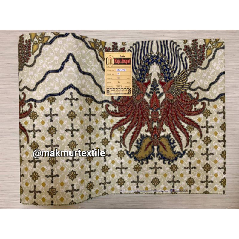 Jual Kain Batik Katun Raja Ampat Manuk Parang Suryo / Batik Raja Ampat ...