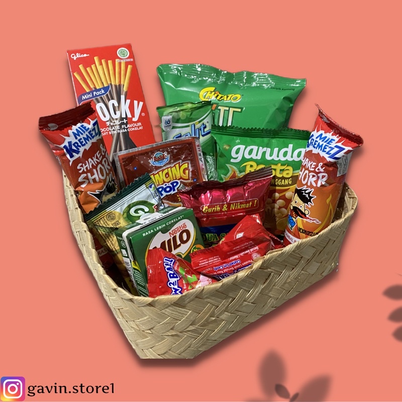 Jual PAKET Merah Hijau/ jajanan jaman dulu snack box/ hampers box ...