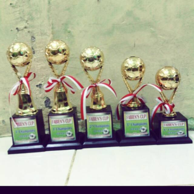 Jual PIALA TROPHY BOLA,FOOTBALL,SEPAKBOLA,FUTSAL | Shopee Indonesia