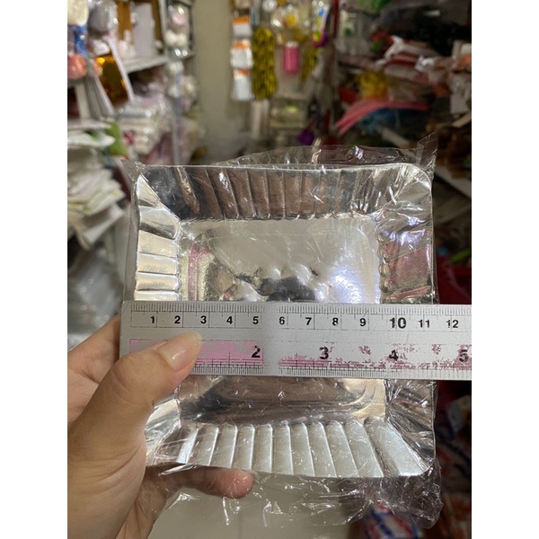 Jual piring kertas perak silver kotak bulat ulang tahun piring plastik ...