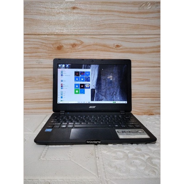 Jual Notebook Aspire ES1-131 Ram 4gb/500gb | Shopee Indonesia