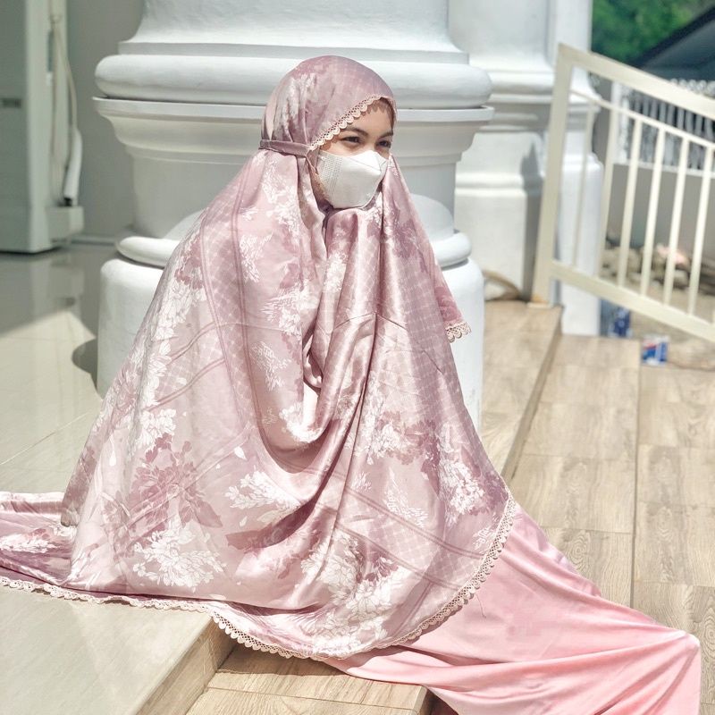 Jual Mukena Dewasa 2 in 1 Armani Silk Premium Terlaris | Shopee Indonesia