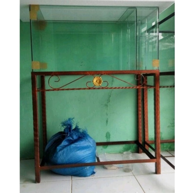 Jual Aquarium 80x40x40 Fullset rak aquarium dan ikan | Shopee Indonesia