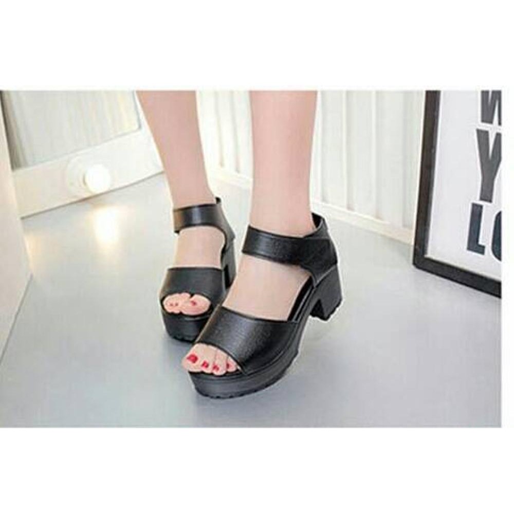 Harga Docmart High Heels Terbaru April 2024 |BigGo Indonesia