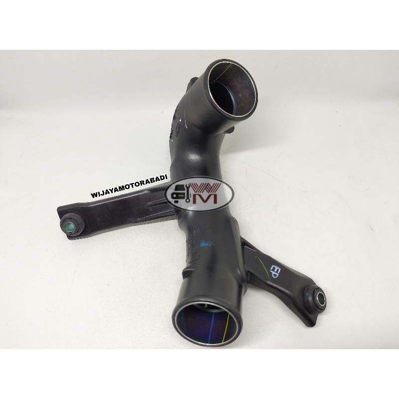 Jual Toyota Selang Pipa Turbo Intercooler 17361-0L021 Fortuner VRZ ...