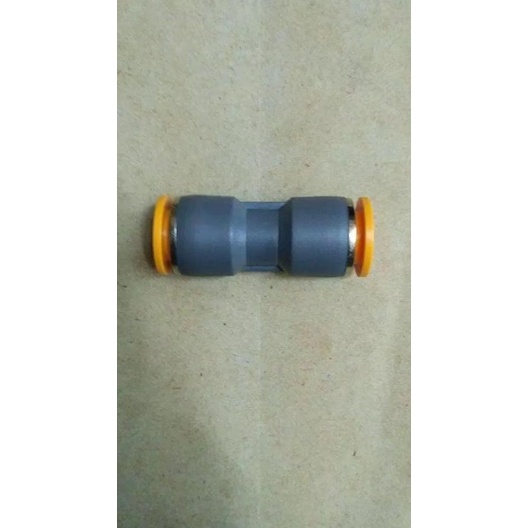 Jual FITTING LURUS 6MM 4MM FITTING SAMBUNGAN 06-04 teknikpn34 Buru Order | Shopee Indonesia