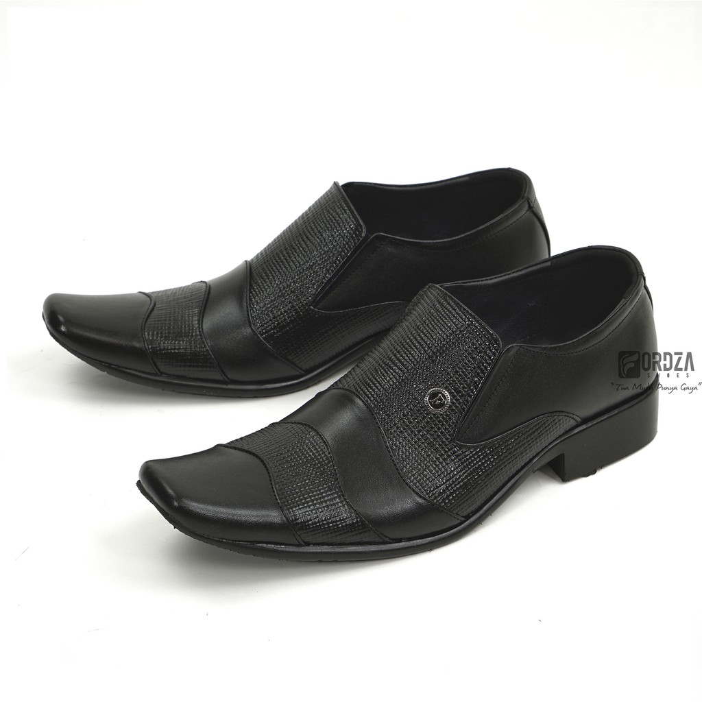 Jual Sepatu Pantofel Pria Formal Kantor Branded Lokal Kulit Asli ...