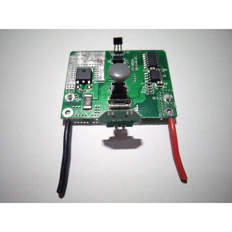 Jual MODUL CHARGER BATERAI 18650 3,7V-5V PROTECT + LED INDIKATOR ...