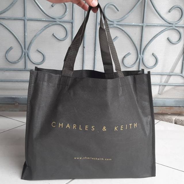 Dustbag Ck 2025 www.luxurybrandholdings