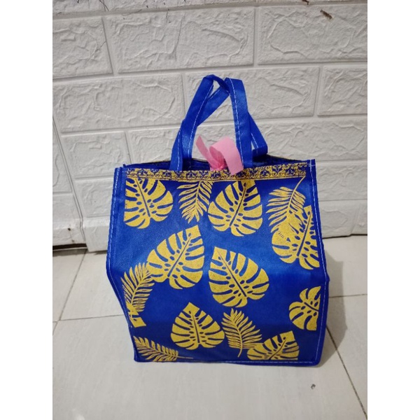 Jual TAS BERKAT TAS HAJATAN KOTAK NASI 22 22 DAUN | Shopee Indonesia