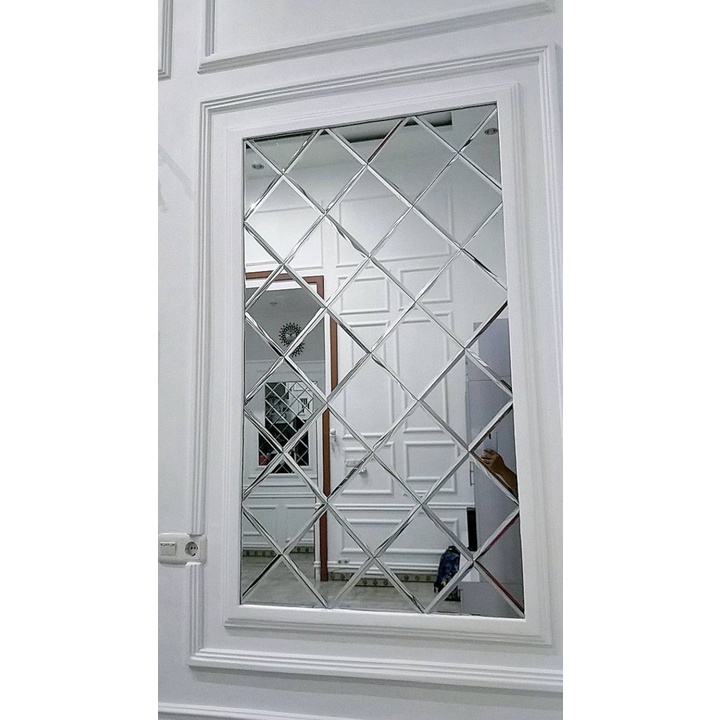 Jual Satu Set Kaca Cermin Moulding Ukuran 105CM X 63CM / Kaca Cermin ...