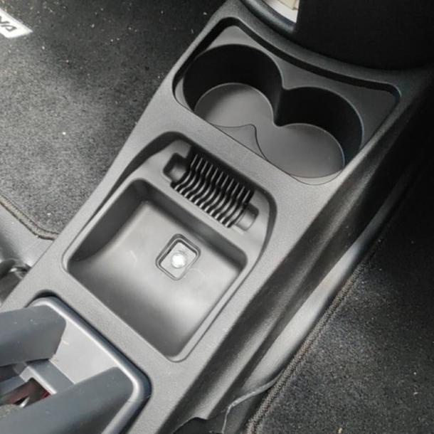 Jual Console Box Calya Sigra Hitam Consoalbox Tengah Mobil Konsul Box ...