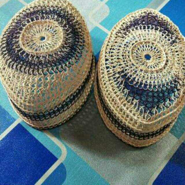 peci rotan khas kalimantan | Shopee Indonesia