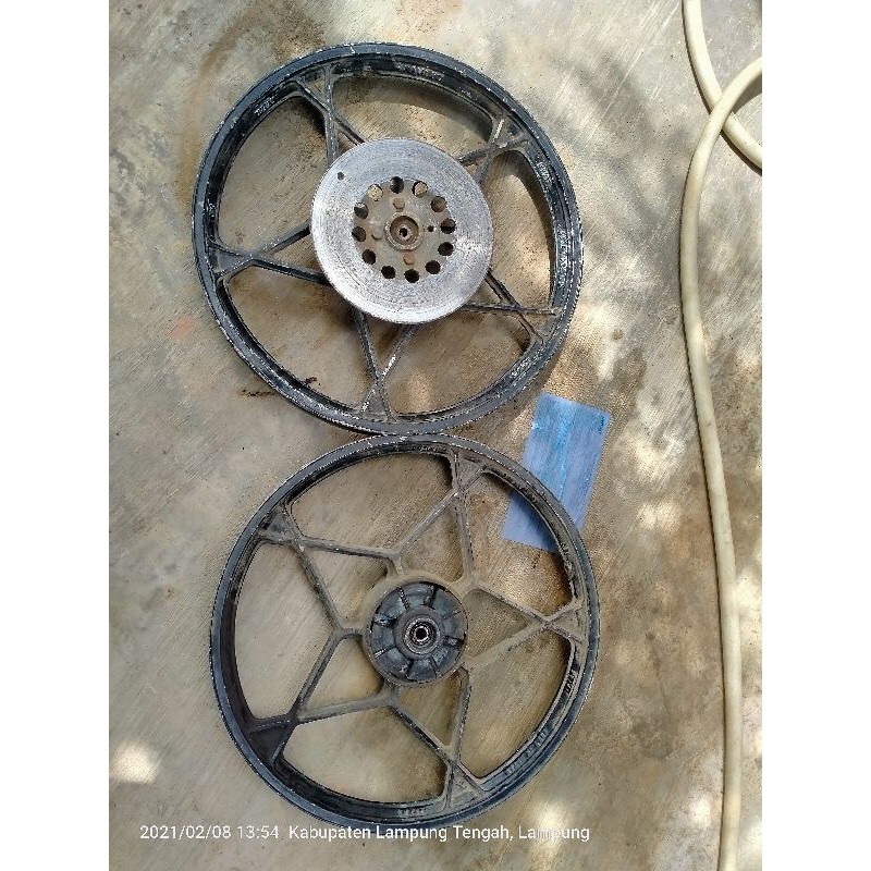 Jual velg Suzuki gp100 gp125 original Indonesia|Shopee Indonesia