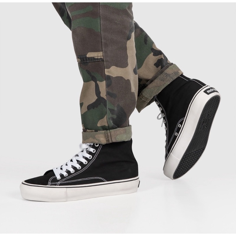 Jual Sepatu Maternal "SAVIOR BW" | Shopee Indonesia