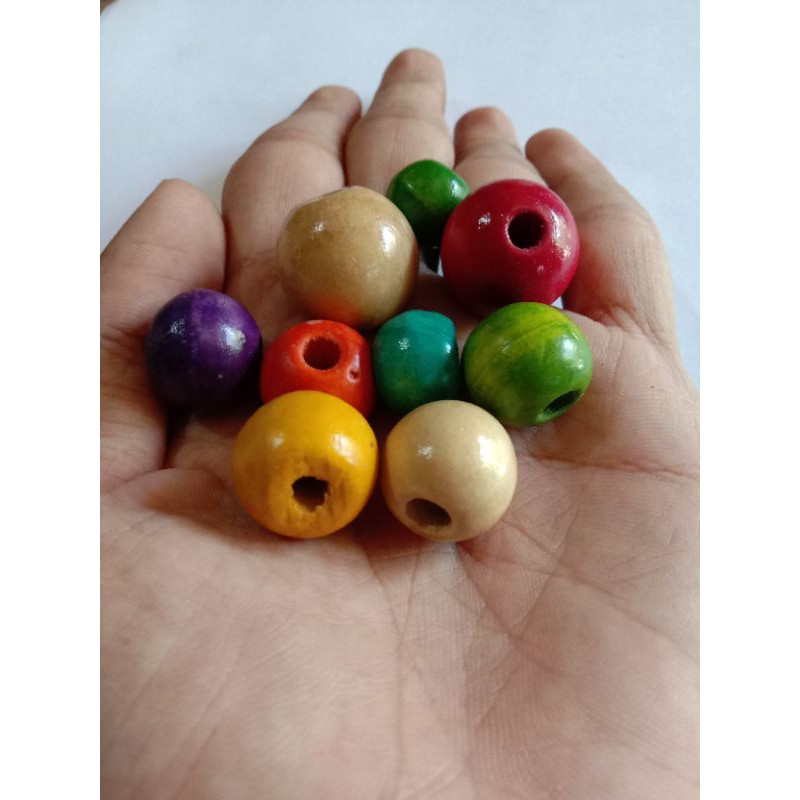 Jual Manik Kayu Ukuran 2 cm, 2,5 cm, dan 3 cm | Wooden beads | Manik ...
