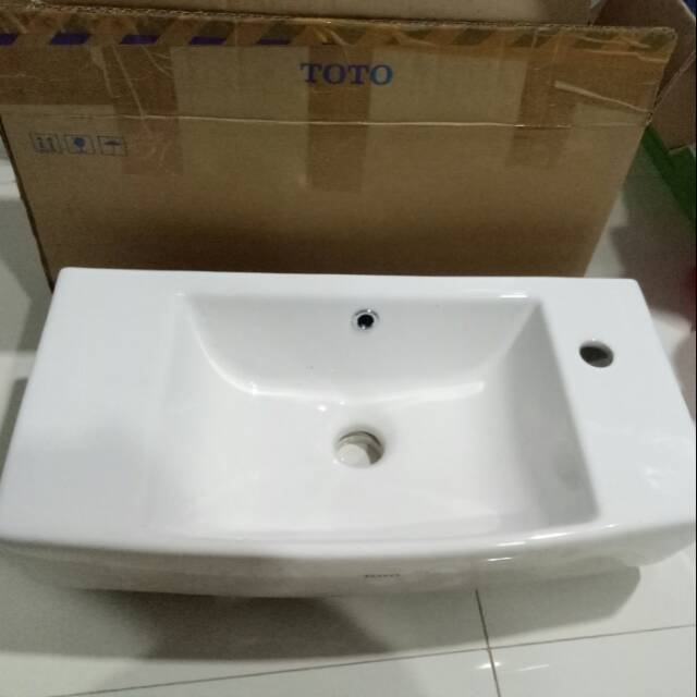 Jual Wastafel Toto lavatory 1 tap hole LW248 JT1 (body only) | Shopee ...