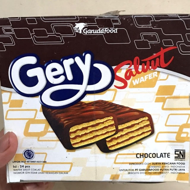 GERY SALUUT WAFER 1 PAK ISI 24 pcs - Chocolate Coklat Cokelat Salut Dus ...