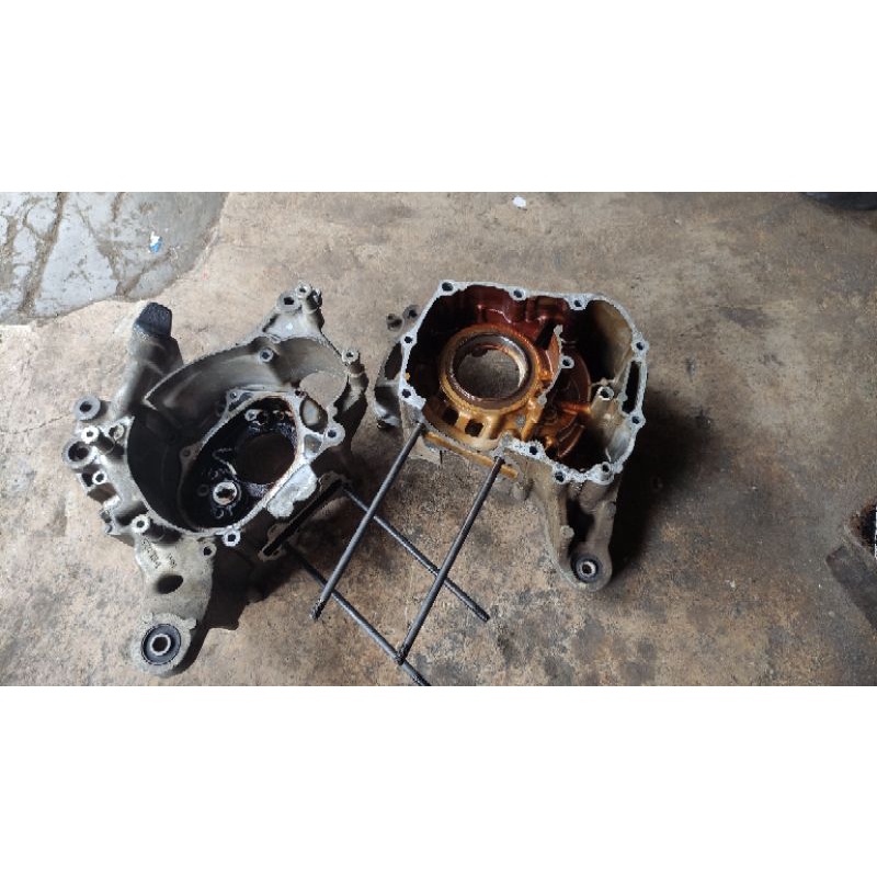 Jual CRANKCASE COMP&KRENGKES KANAN&KALTER KANAN VARIO 125 OLD LED 125 ...