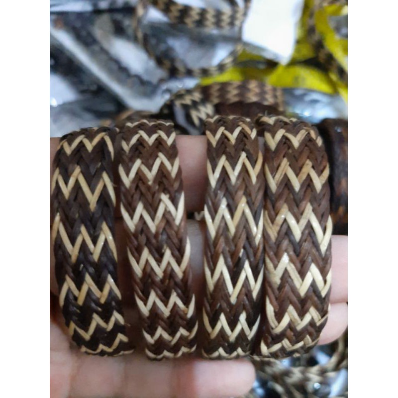 Jual gelang simpai khas suku dayak kalimantan Indonesia|Shopee Indonesia