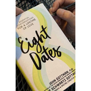 Jual BUKU Eight Dates Essential Conversations for a Lifetime of Love by ...