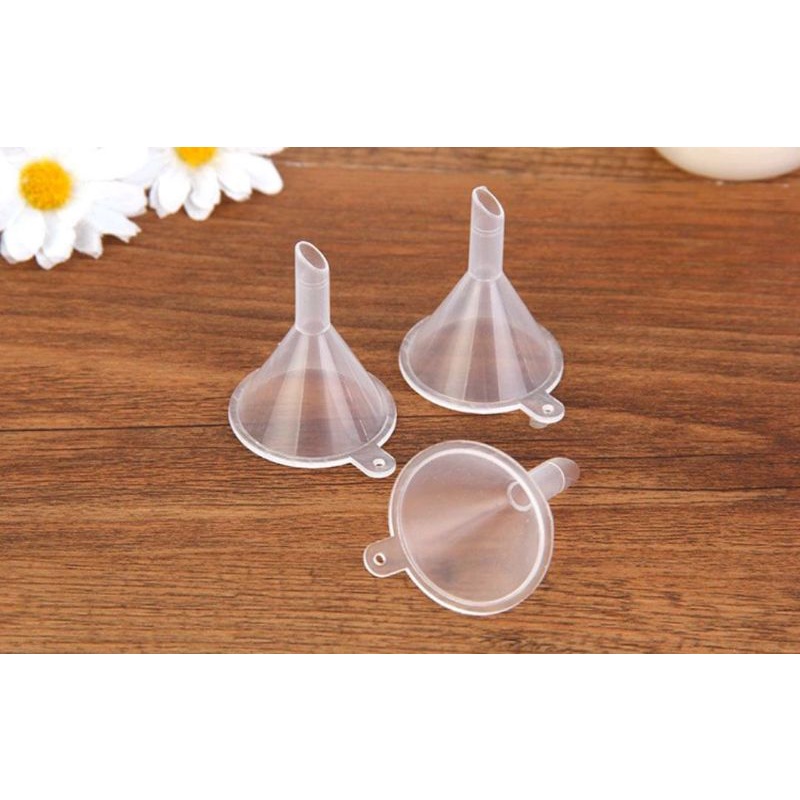 Jual corong mini / corong botol spray sanitizer/ corong mini plastik ...