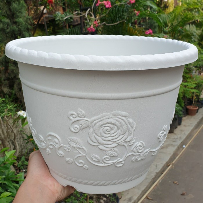 Jual Pot bunga SHALLOM GLORY 30 Pot putih Motif bunga timbul cantik ...