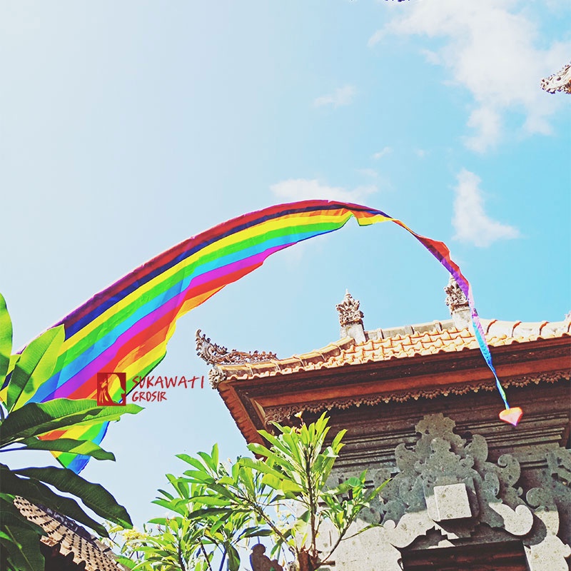 Jual Bendera Umbul-umbul Pelangi Bali 2 Meter - Bali Flag Rainbow ...