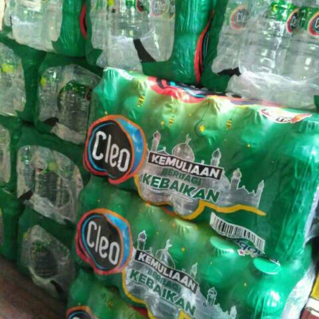 Jual Air Kemasan Cleo Botol Mini 225 ml Indonesia|Shopee Indonesia