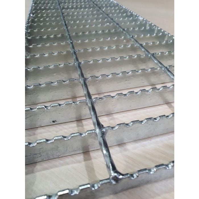 Jual Tutup Got / Tutup Selokan / Grill Gutter Galvanis 50 Cm | Shopee ...