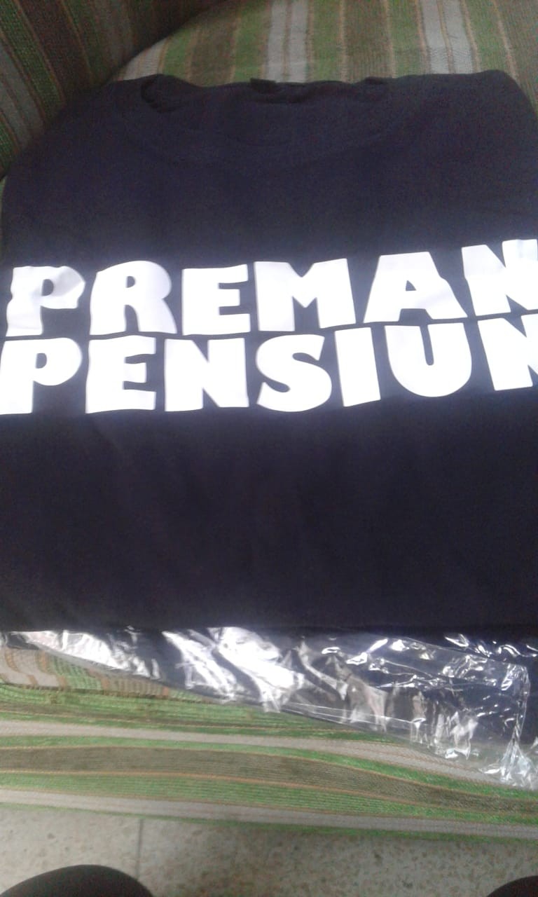 Kaos Tshirt Baju Combed 30S distro Preman Pensiun | Shopee Indonesia Kaos Tshirt Baju Combed 30S distro Preman Pensiun | Shopee Indonesia