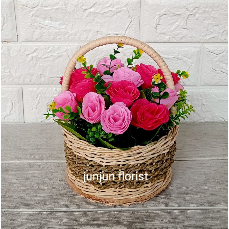 Jual keranjang bunga rotan//bunga mawar hias vas keranjang | Shopee ...