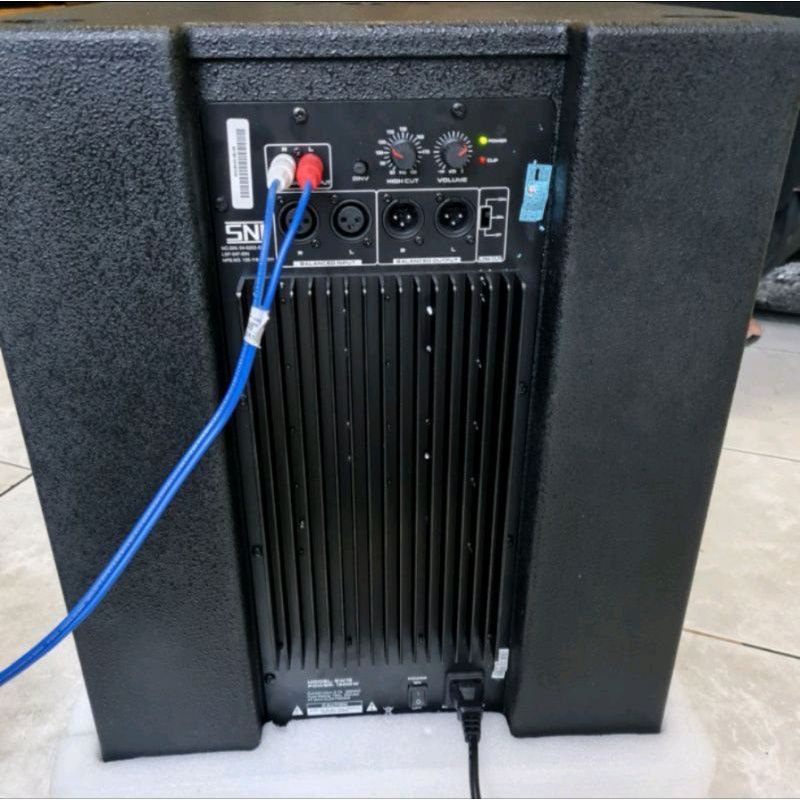 Jual subwoofer 18 inc Baretone/ speaker subwoofer Baretone sw18 ...