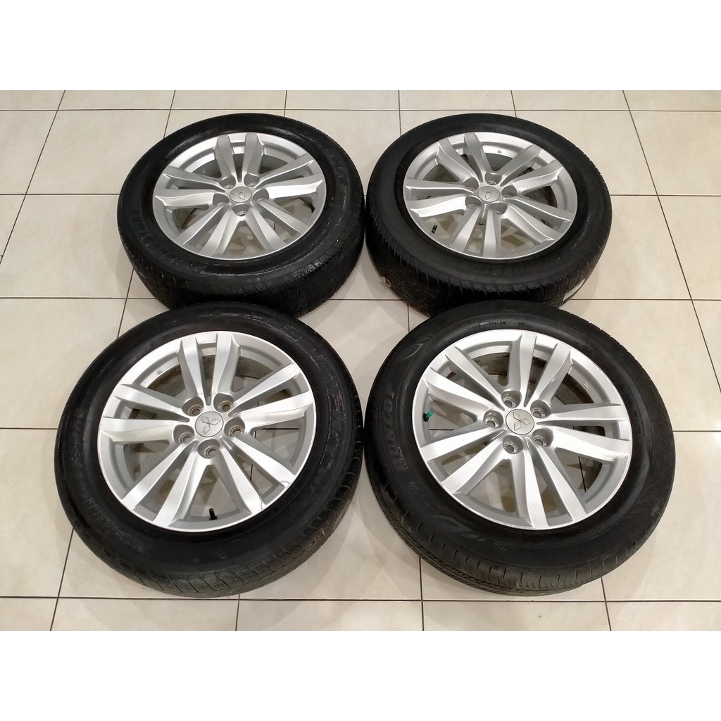 Jual Velg Standart Oem Mitsubishi Outlander Ring 17 Original + Ban R17 | Shopee Indonesia