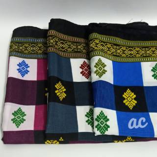Jual SARUNG ETNIK MOTIF POLENG KHAS BALI || SARUNG MUSLIM ETNIK MOTIF ...