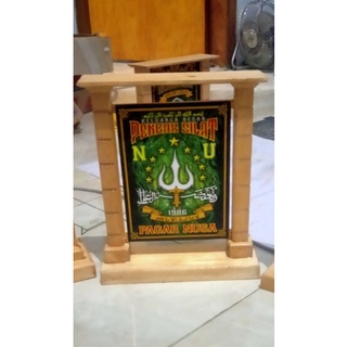 Jual miniatur tugu pagar nusa trisula | Shopee Indonesia
