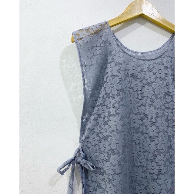Jual Vest Brokat Renda Premium / DAISY Vest / Rompi Tali Samping ...