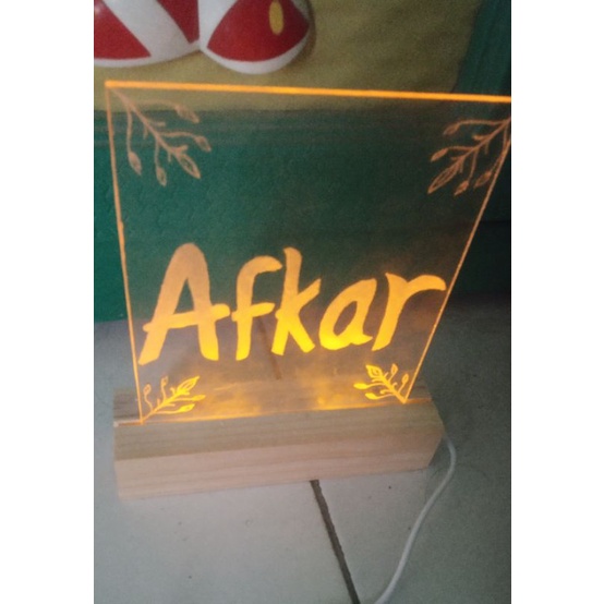 Jual Lampu Akrilik COSTUM NAMA Lampu Hias Akrilik Akrilik Costum Nama ...