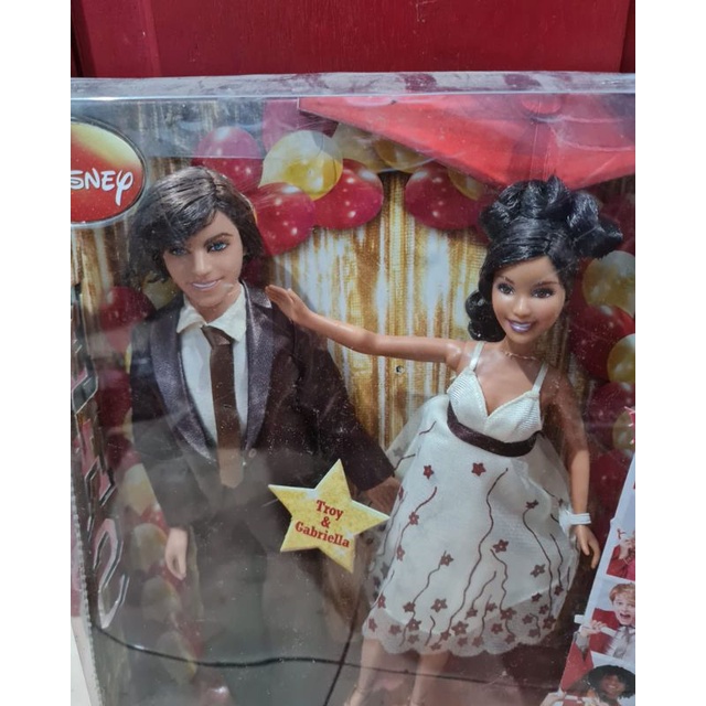 High School Musical 3 Troy And Gabriella Prom