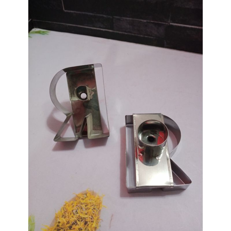 Jual CETAKAN HURUF R, TERBUAT DARI BAHAN SENG, COCOK DI GUNAKAN UNTUK ...