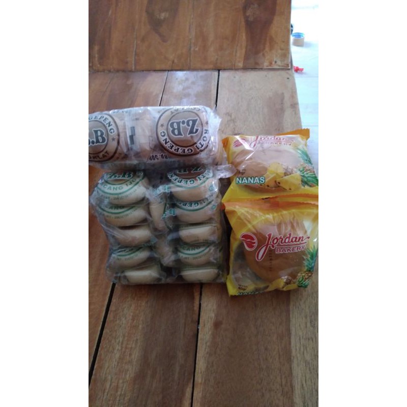 Jual Paket Roti Gepeng dan Roti Jordan | Shopee Indonesia