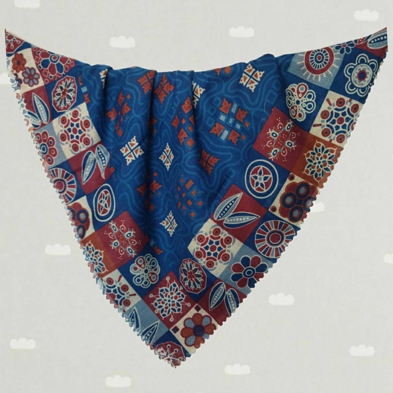Jual SCARF BY SIQATA || HIJAB MOTIF BATIK BIRU | Shopee Indonesia